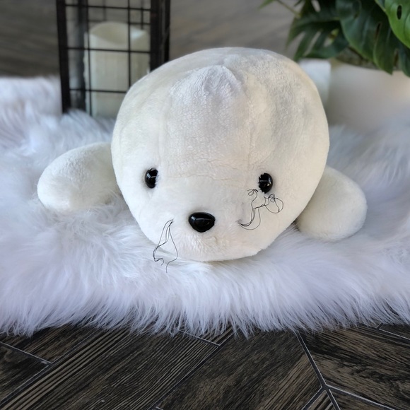 Sea World | Toys | Sea World Stuffed White Whale | Poshmark